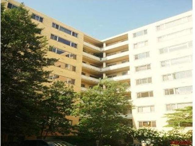 Connecticut Ave NW Apt 211