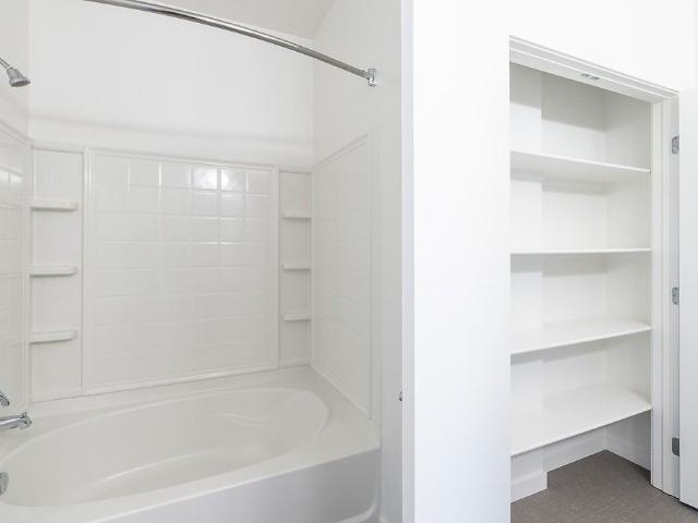 Connolly Station 1 Bedroom Apartment for Rent at 7550 St Patrick Way, Dublin, CA 94568