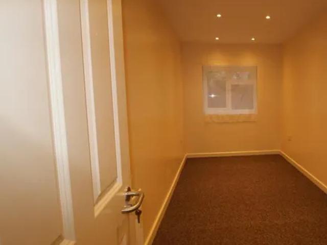 Connop Road, Enfield Wash, London, EN3 5XQ, United Kingdom | Room for rent #119263754 | Rentberry