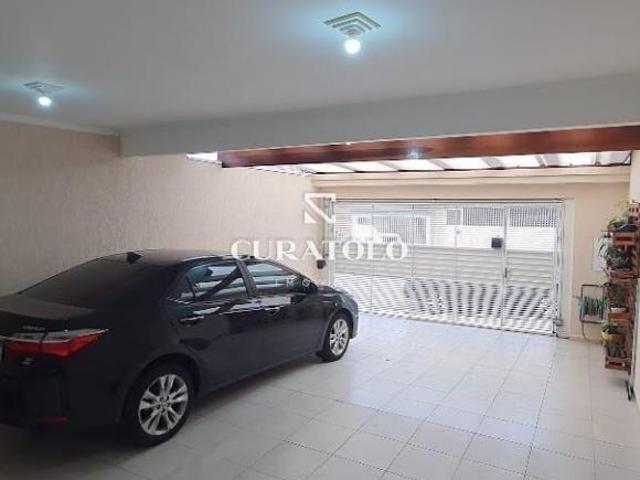 Conquiste seu novo e belíssimo lar! Sobrado com 199 mts em São Bernardo do Campo, 3 suítes, garagem