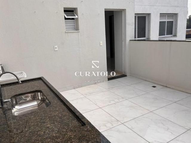 Conquiste sua sonhada cobertura em São Caetano. Apartamento com 99 m², 2 dormitórios, pronto para m