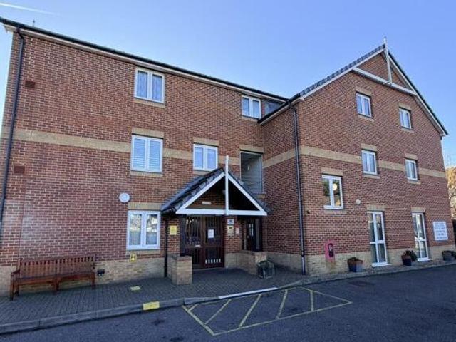 Conrad Court, Butts Rd, 1 Bedroom Flat