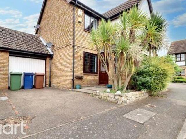 Conrad Gardens, Grays, 4 Bedroom Detached