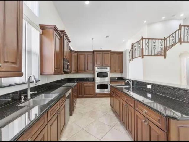 Conscious, clean, & private home