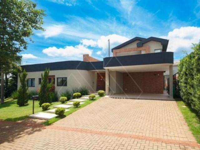 Consomínio Sun Lake Sobrado 4 quarto 2 suítes 4 vagas 380m2 alto padrão