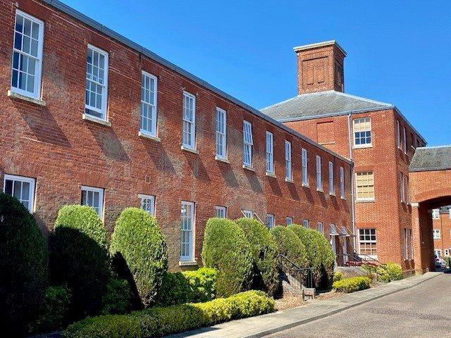 Consort Mews, Fareham PO17 2 bed flat to rent £1,150 pcm £265 pw