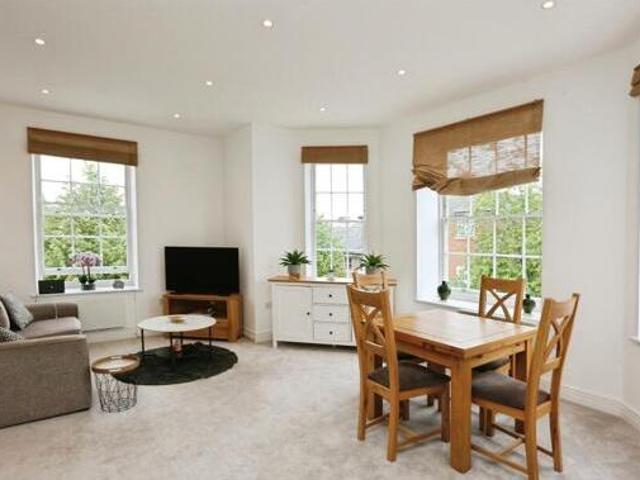 Consort Mews, Knowle, 2 Bedroom Flat
