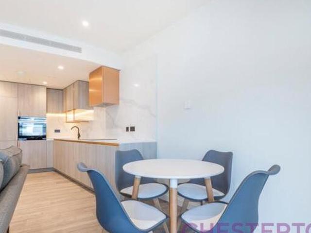 Consort Place, Admirals Way, 1 Bedroom Flat