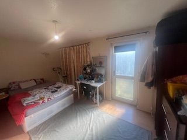 Consort View, Hyde Park, Leeds LS3, 3 bed shared accommodation to rent, £377 pppm | PrimeLocation