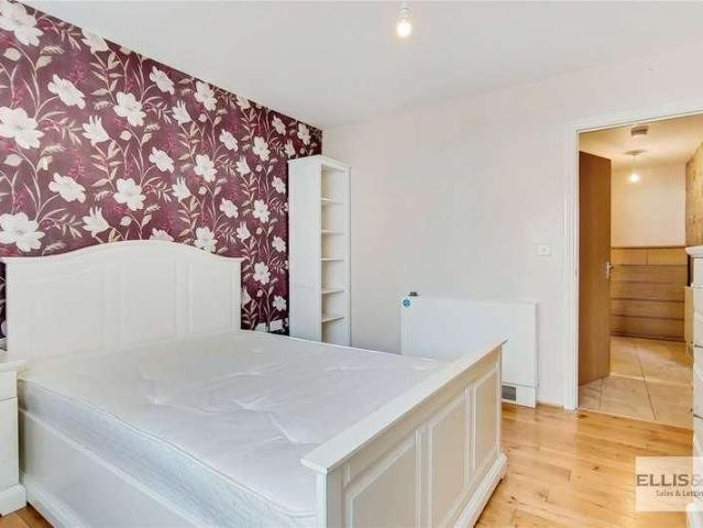 Constantine House, Varcoe Gardens, Hayes, UB3