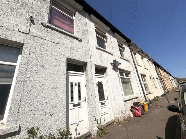 Constellation Street, Cardiff CF24 2 bed flat to rent £1,050 pcm £242 pw