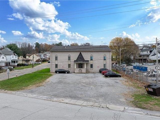 Constitution Blvd, New Kensington, Home For Sale
