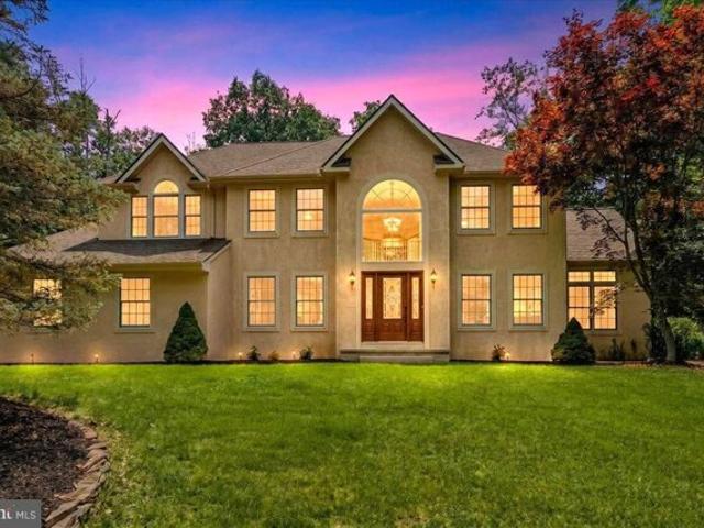 Constitution Dr, Southampton, Home For Sale