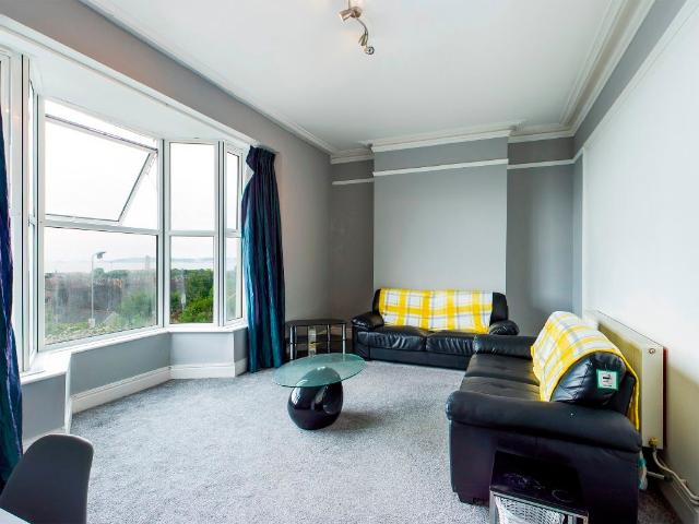 Constitution Hill, Mount Pleasant, Swansea SA1, 2 bed flat to rent, £925 pcm | PrimeLocation
