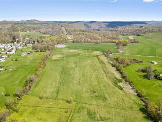Constitution St, Perryopolis, PA 15473