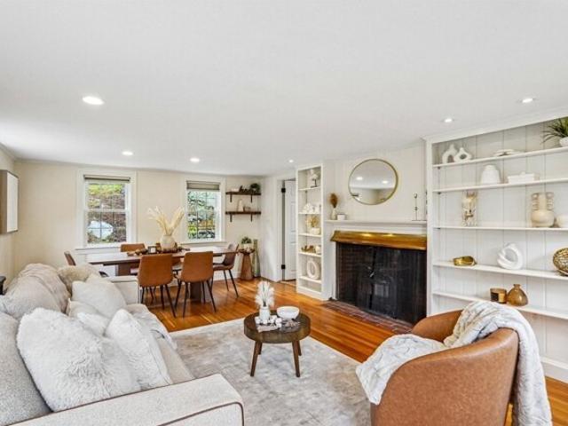 Constitution Rd, Lexington, Home For Sale
