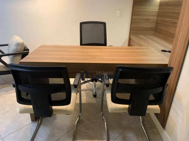 Consultório à venda com 151 m², 04 salas no Bairro Jardim Santo André/SP