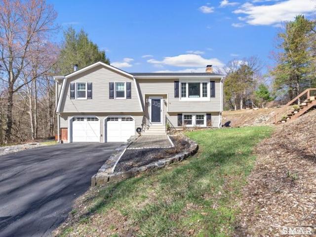 Cook Ln, Beacon Falls, Home For Sale