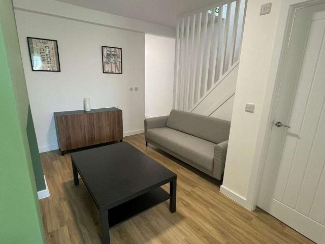 Cook Street Room 3