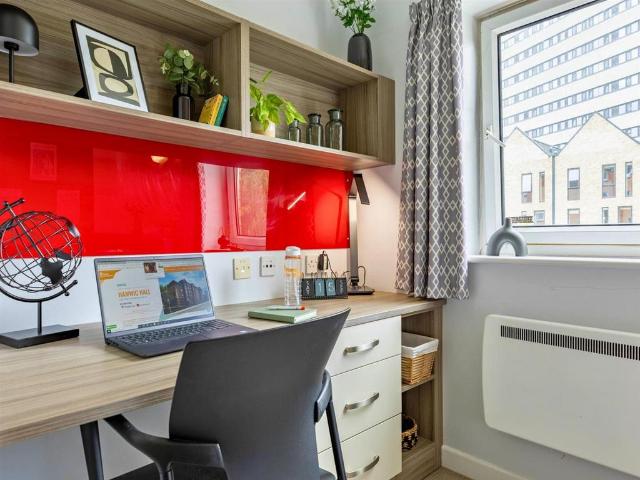 Cook Street, Southampton SO14 Studio to rent £1,062 pcm £245 pw
