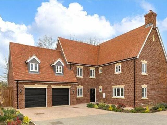 Cooks Corner, Over, 5 Bedroom House