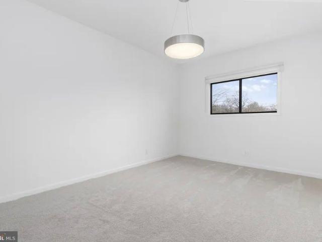 Cool apartment for lease