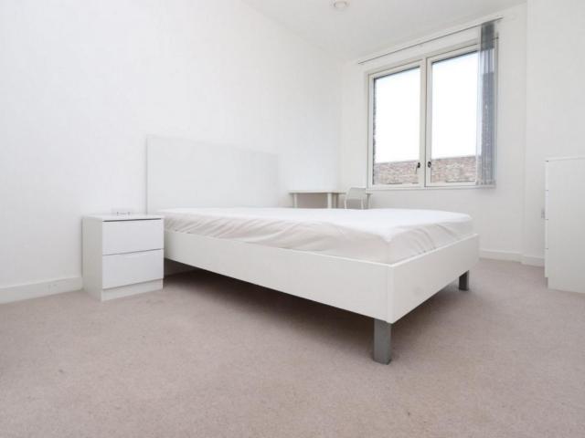 Cool double bedroom close to the University of East London Has a Room
