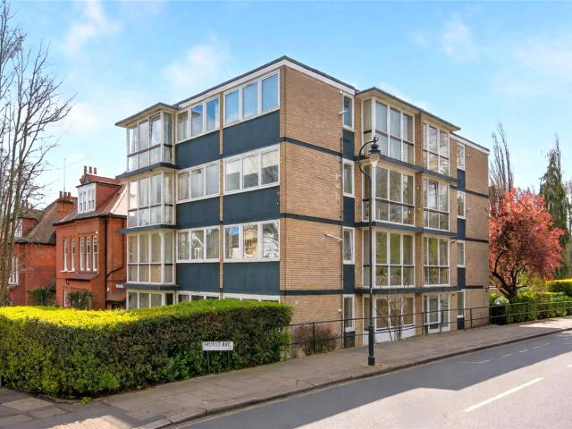 Coolhurst Road, London, N8 8ES