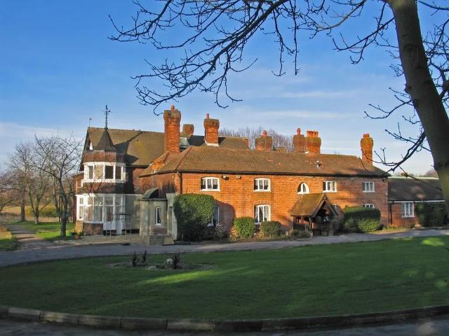 Coombe Farm, Oaks Road CR0, 2 bed flat to rent, £1,300 pcm | PrimeLocation