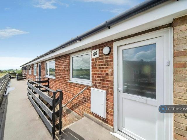 Coombe Hill Crescent, Thame, OX9 1 bed flat to rent £1,150 pcm £265 pw