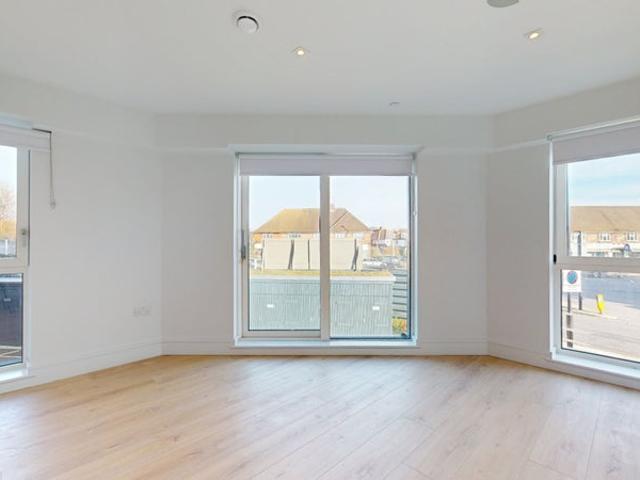 Coombe Hill House, London, SW20