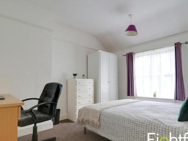 Coombe Road, Brighton, 4 Bedroom Terraced