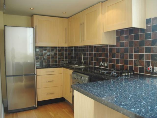 Coombe Road, Brighton BN2, 2 bed flat to rent, £1,400 pcm | PrimeLocation