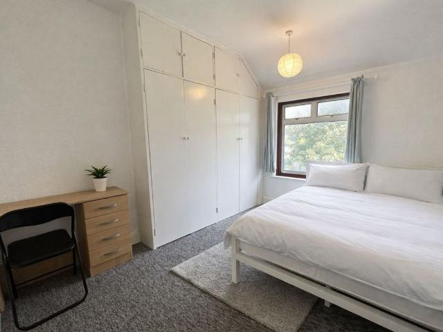 Coombe Road, Brighton BN2, 4 bed terraced house to rent, £2,279 pcm | PrimeLocation