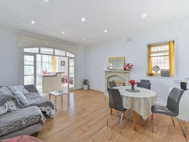 Coombe Road, Croydon CR0, 3 bed flat to rent, £2,250 pcm | PrimeLocation