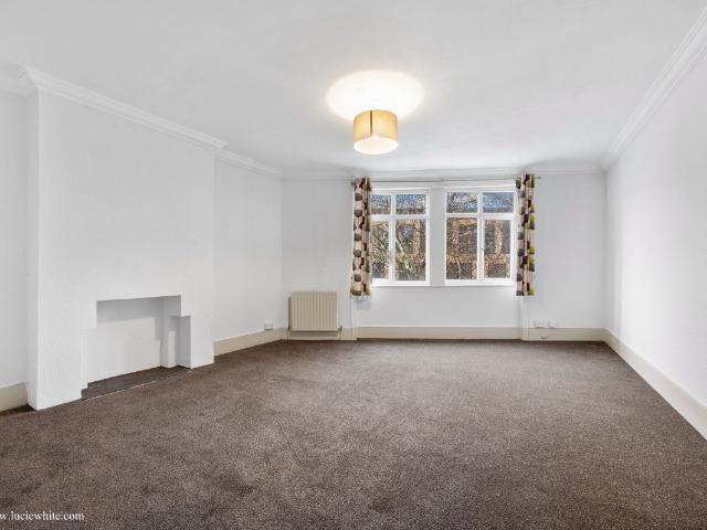 Coombe Road, Kingston Upon Thames KT2, 3 bed flat to rent, £2,100 pcm | PrimeLocation