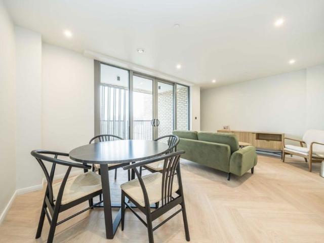 Coombe Road, KT3, London