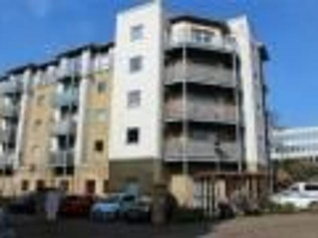 Coombe Way, Farnborough GU14, 1 bed flat to rent, £1,100 pcm | PrimeLocation