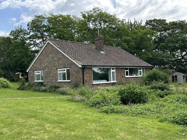 Coombelands Bungalow, Coombelands Lane, Pulborough, West Sussex RH20, 3 bed detached bungalow to rent, £1,700 pcm | PrimeLocation