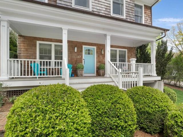 Cooper Ln, Southampton, Home For Sale