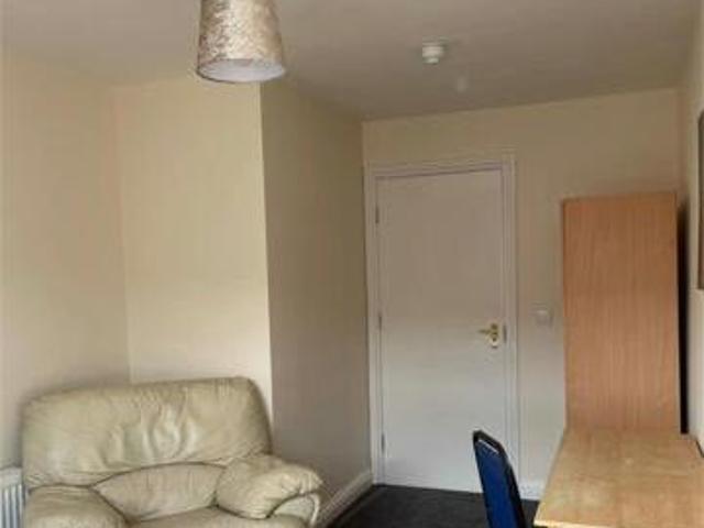 Cooper Street, Roker, Studio Flat For