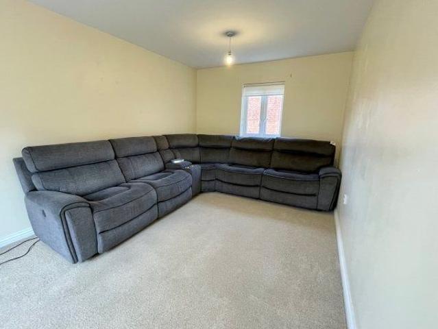 Cooper Road, Peterborough PE4 7AN, Property for rent