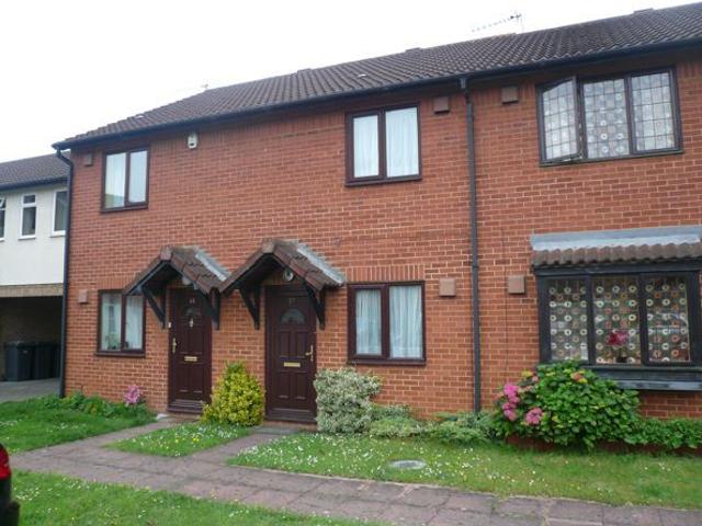 Cooper Way, Cippenham SL1, 2 bed terraced house to rent, £1,500 pcm | PrimeLocation