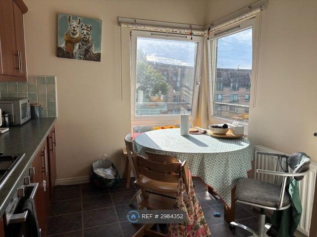 Cooperage Quay, Stirling FK8, 2 bed flat to rent, £1,400 pcm | PrimeLocation