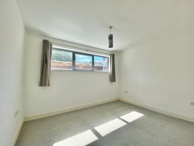 Coopers Court, Cheltenham, GL50