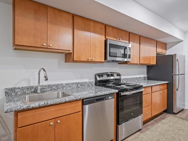 Coopers Landing Apartments 2 Bedroom Apartment for Rent at 5001 Coopers Landing Dr, Kalamazoo, MI 49004