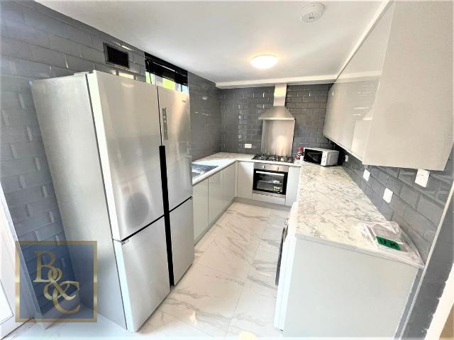 Coopers Lane, London NW1, 3 bed maisonette to rent, £4,117 pcm | PrimeLocation
