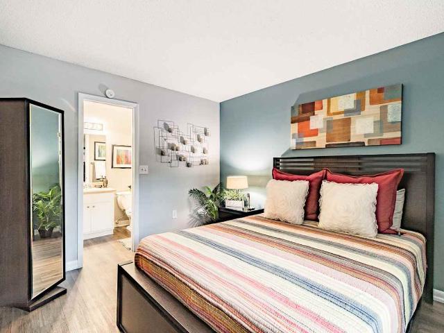 Coopers Pond 2 Bedroom Apartment for Rent at 3701 Fountain Mist Dr, Tampa, FL 33614
