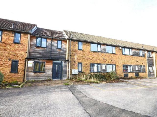 Coach Builders House, Stratton Road. 2 bed apartment to rent £1,150 pcm £265 pw