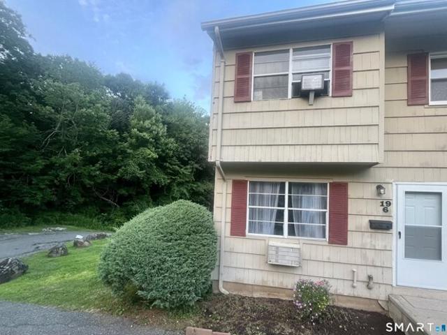 Coach Cir Unit,naugatuck, Home For Sale